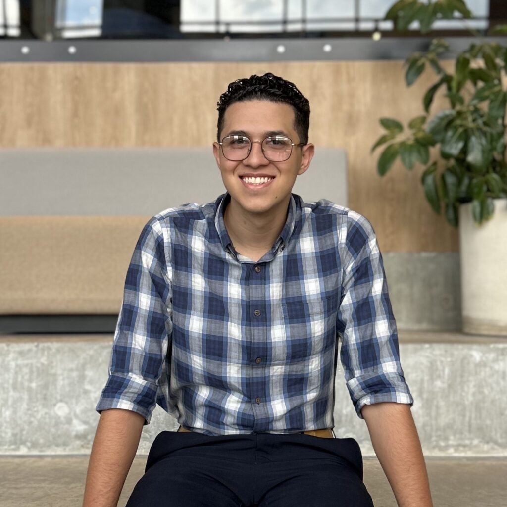 Learn to code from scratch with online courses | RIWI